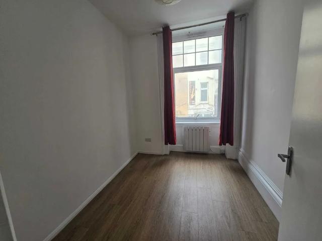 apartment in Middle Street, Brighton