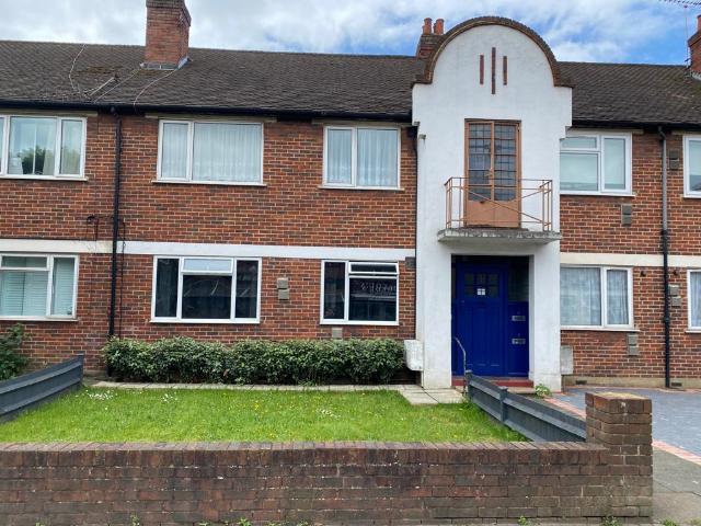 apartment in Milburn House, West Barnes Lane, Raynes Park, SW20 0BX