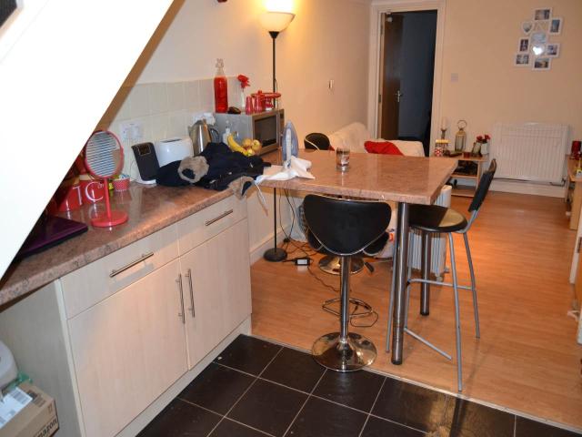 apartment in Miskin Street, Cathays, Cardiff