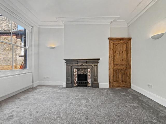 apartment in Muswell Hill Road, MS197, London, N10