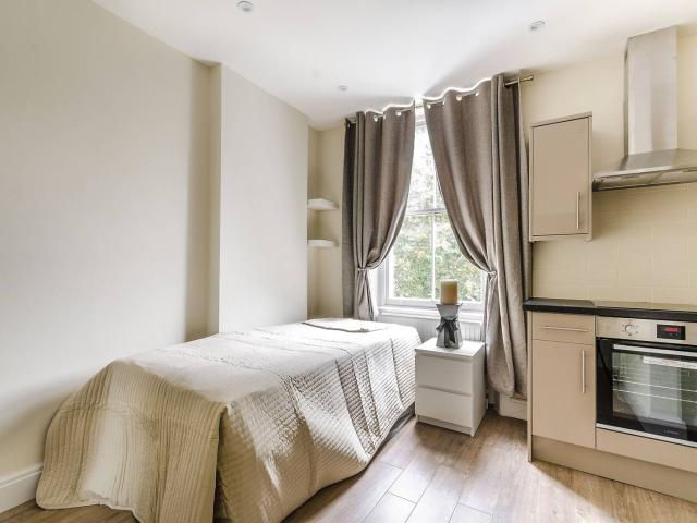 apartment in Nevern Place