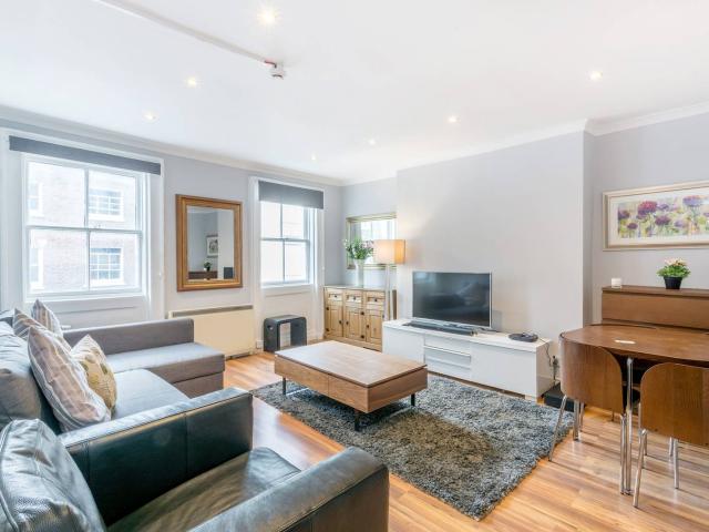 apartment in New Quebec Street