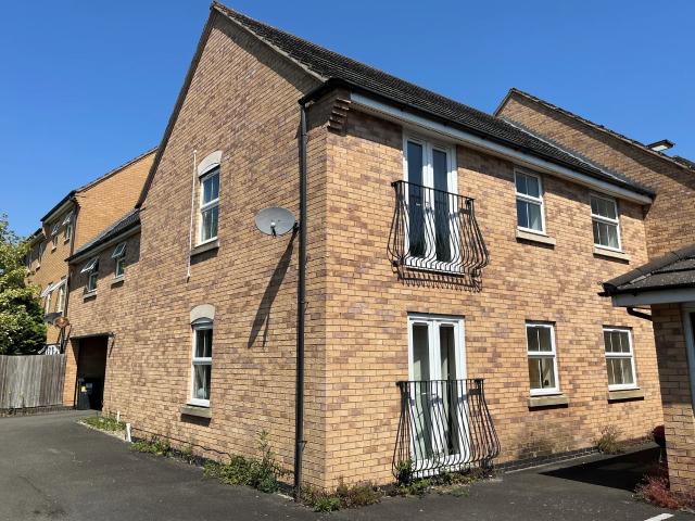 apartment in Newbury Close