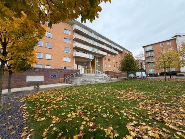 apartment in Nice House, Century Wharf, Cardiff Bay