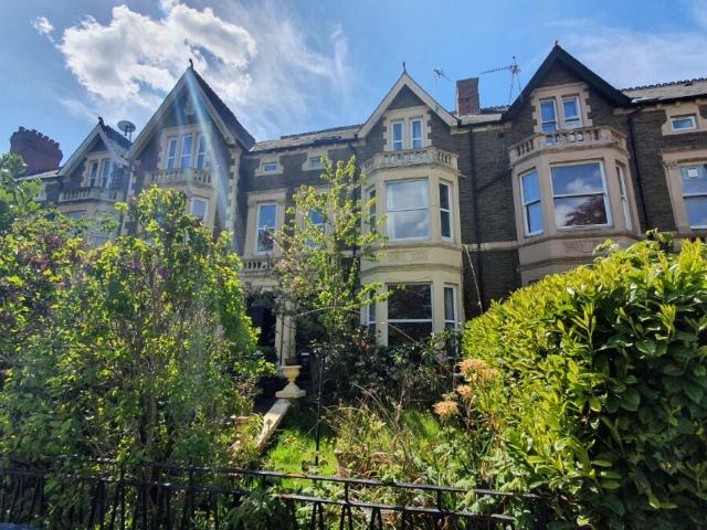 apartment in Ninian Road