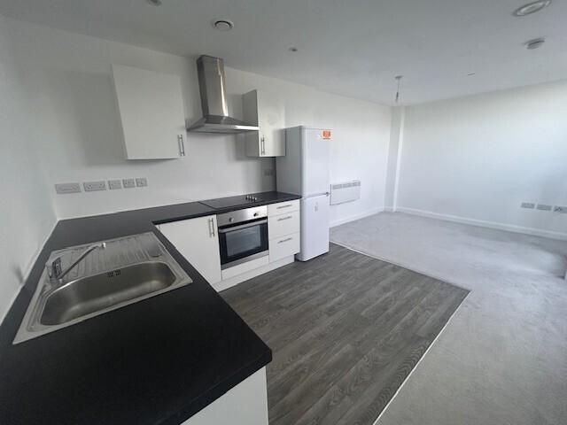 apartment in Snowdrop Apartments, Luton, Beds