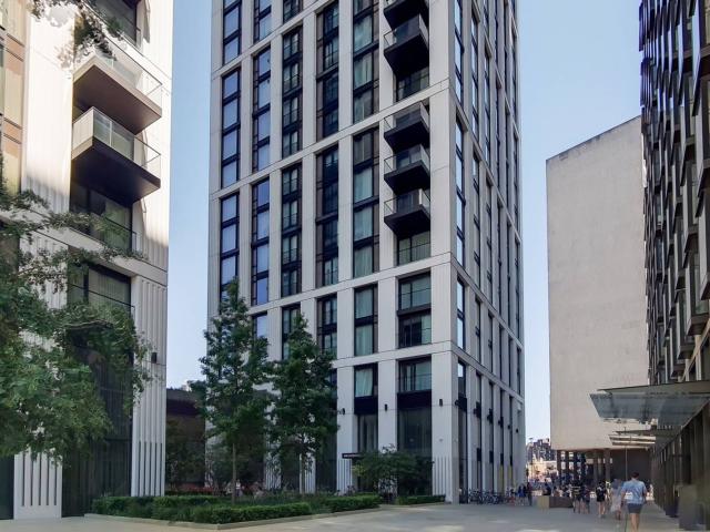 apartment in Southwark Place