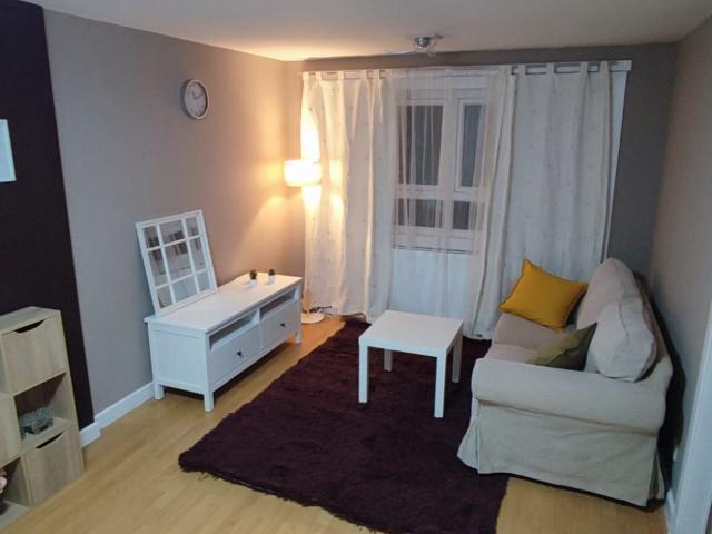 apartment in South Barrwood Road