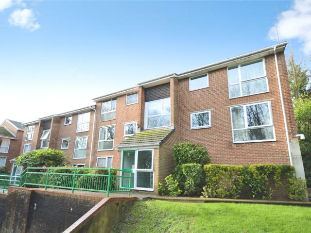 apartment in Southcote Road, Reading, RG30 2DQ