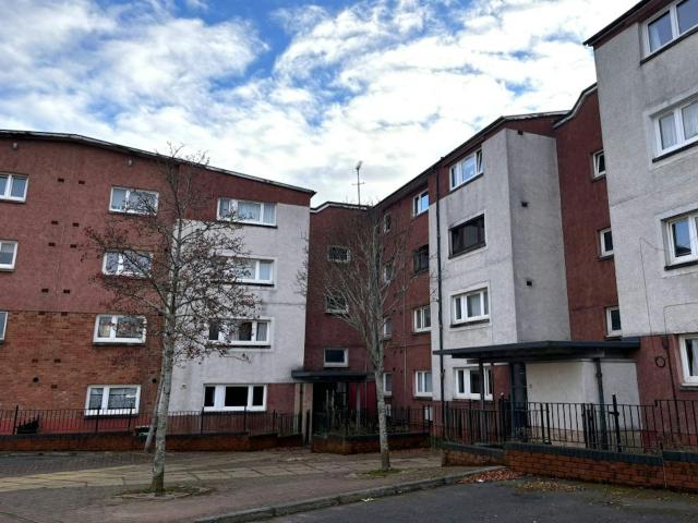 apartment in Southhouse Square, Flat 5 Gracemount, Edinburgh, EH17