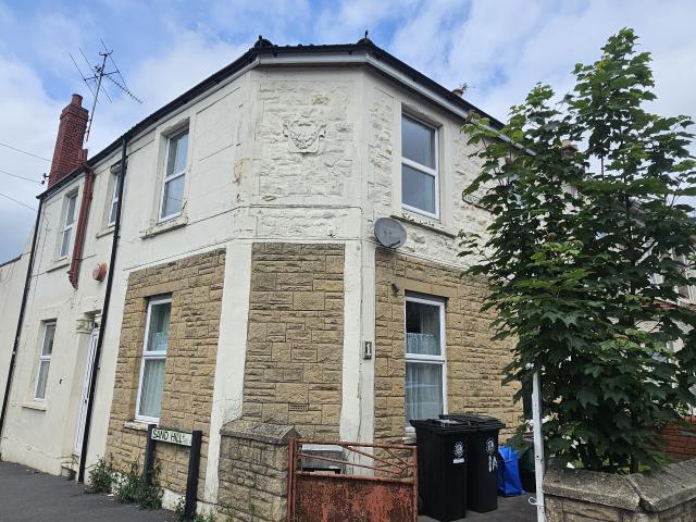 apartment in Sandhurst Road, Brislington, Bristol, BS4