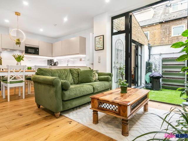 apartment in Sandycombe Road, Richmond, London, TW9