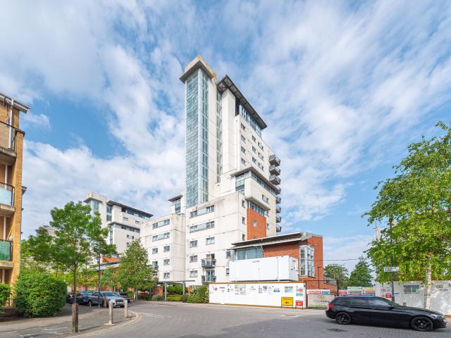 apartment in Sark Tower