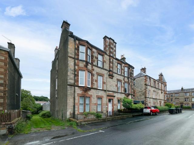 apartment in Seaforth Drive, Flat 1F1 Blackhall, Edinburgh, EH4