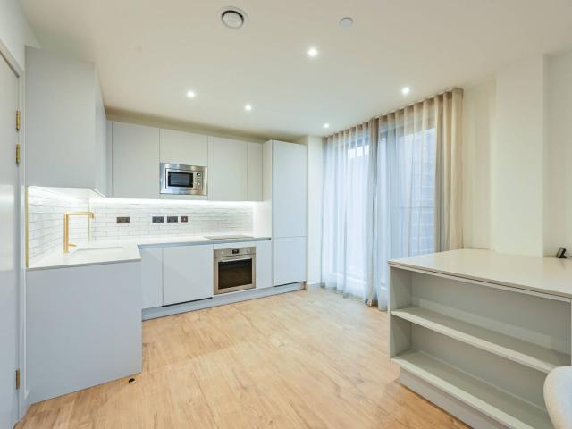 apartment in Selbourne Road