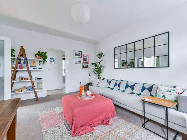 apartment in Shepherdess Walk