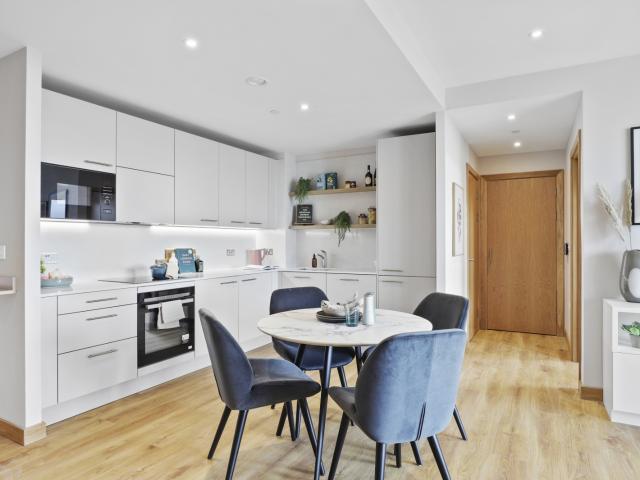 apartment in Skylark Point, London, E20 1JT