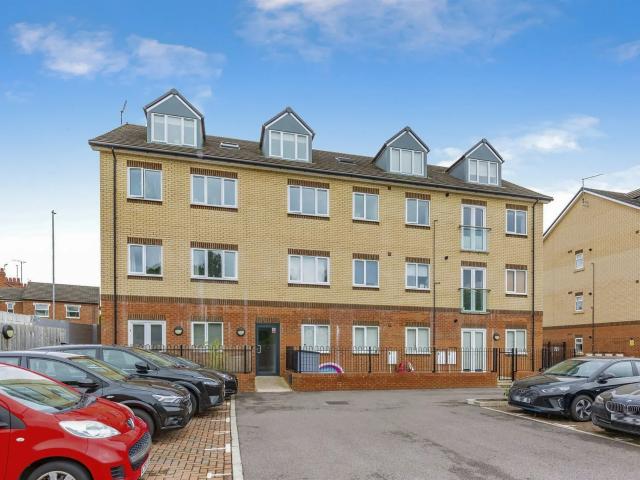 apartment in ST ANDREWS ROAD NN2