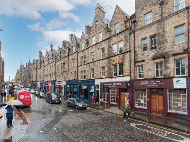 apartment in St Marys Street, 2f3, Old Town Edinburgh, EH1