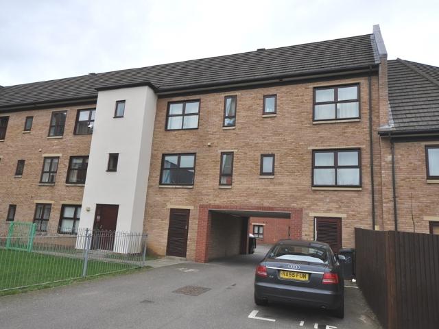 apartment in Standside, Northampton NN5