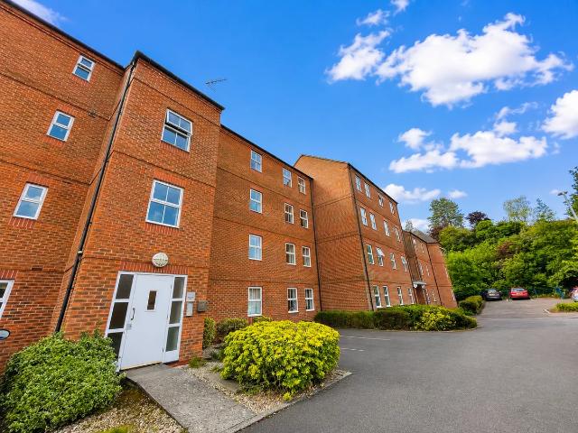 apartment in Stokesay Walk, NG2