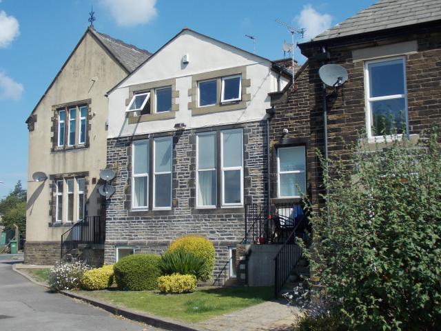 Apartment in Stonelea, North View Road, Bradford, BD4
