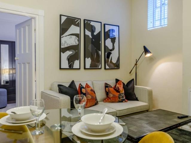 apartment in Strathmore Court, Park Road, St Johns Wood, London, NW8