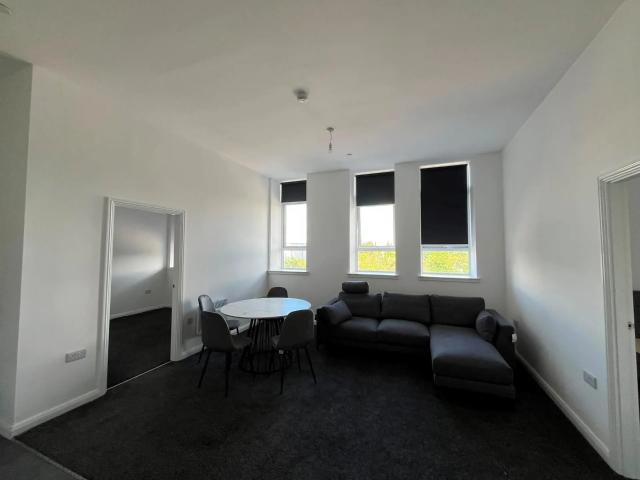 apartment in Sutherland house Matlock Road