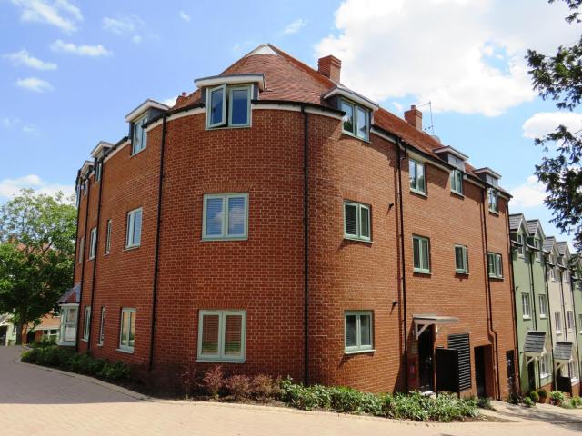 apartment in Summerhouse Hill Buckingham, MK18