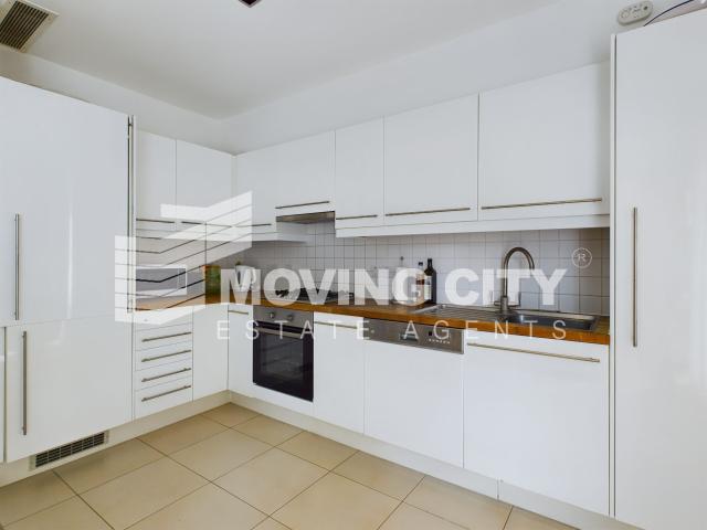Apartment in Portobello Apts, Harrow Road, W10