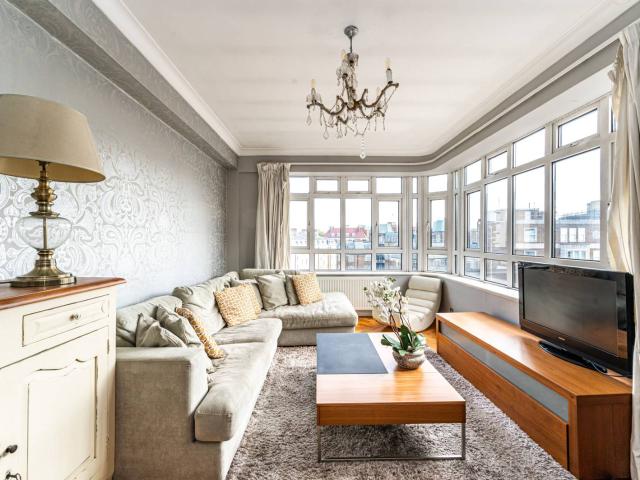 apartment in Portsea Place