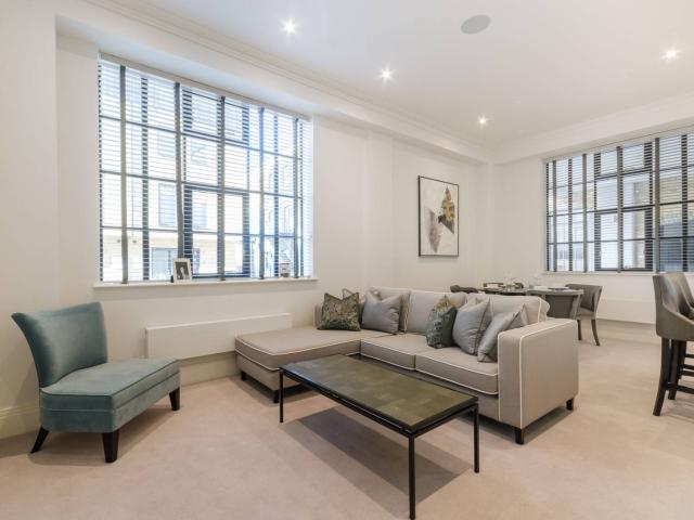 apartment in Palace Wharf