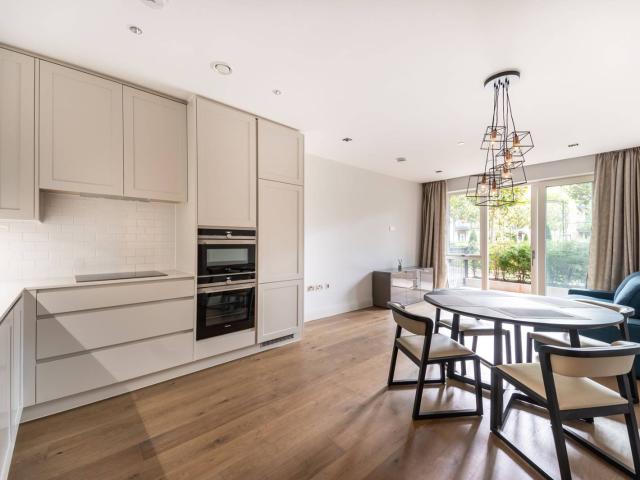 apartment in Palladian Gardens