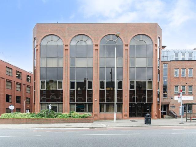 apartment in Peterborough Road