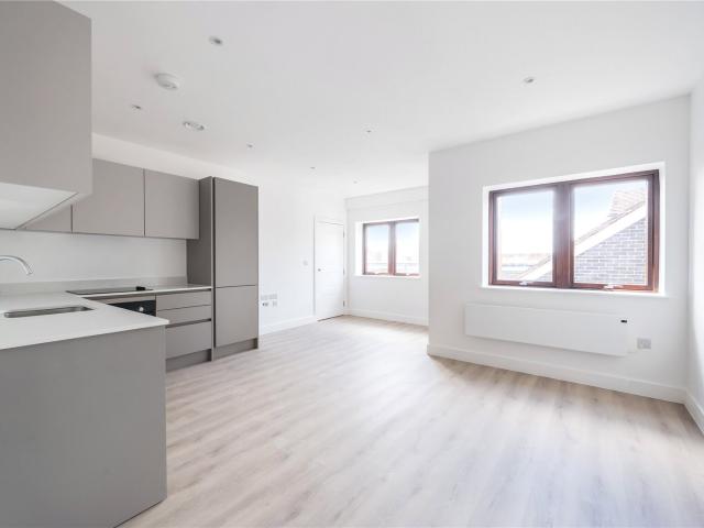 apartment in Peach Street, Wokingham, RG40