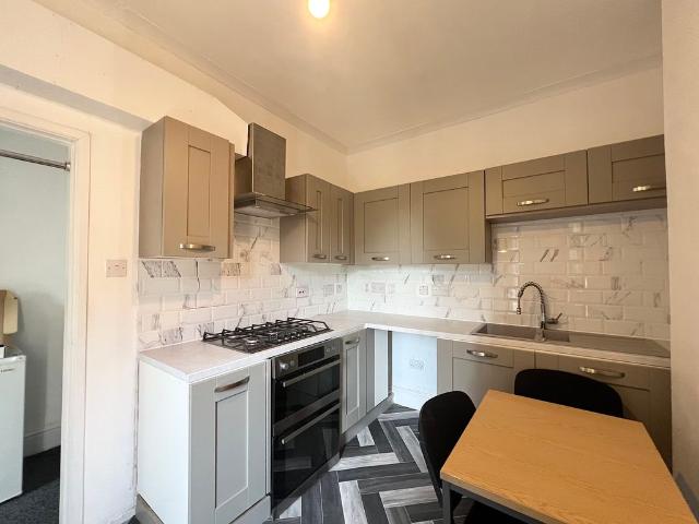 apartment in Pendlebury Road, Manchester, M27