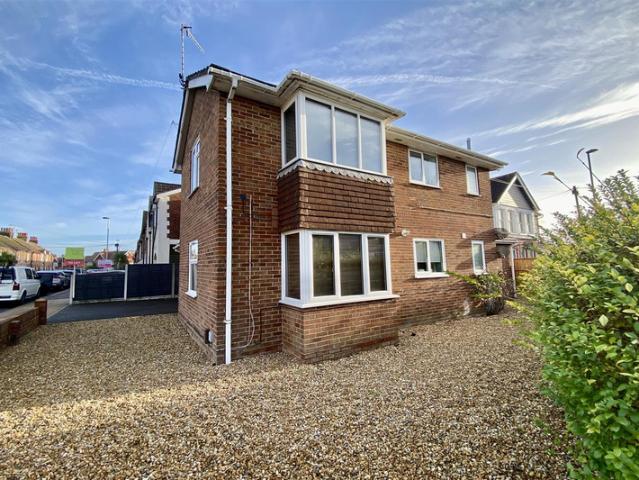apartment in Penfold Road, Worthing