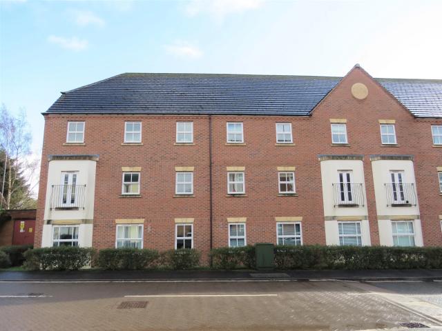 apartment in Pipers Court