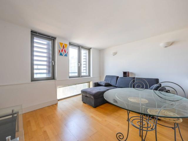 apartment in Plumbers Row