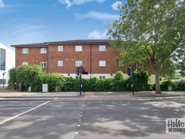 apartment in Plumstead Road