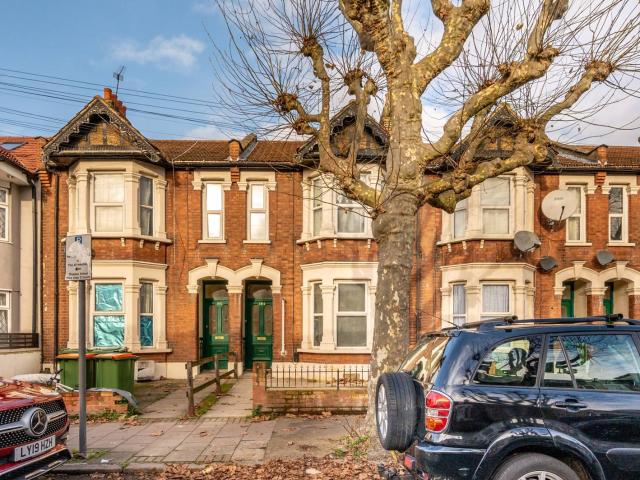 apartment in Plaistow
