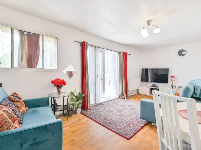 apartment in Press Road