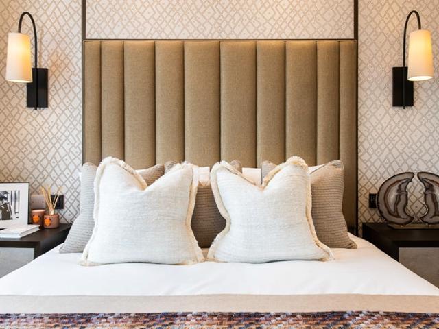apartment in Prince Of Wales Terrace, Kensington