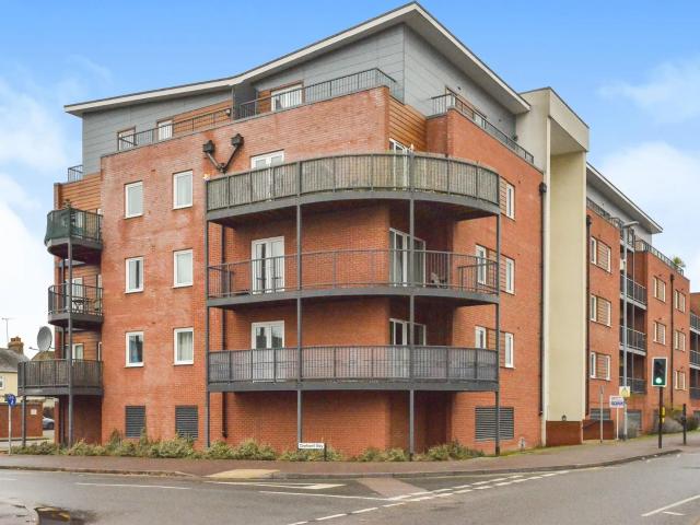 apartment in Princes Way