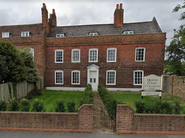 Apartment In Queens Court, Crossbrook Street, Cheshunt, Waltham Cross En8
