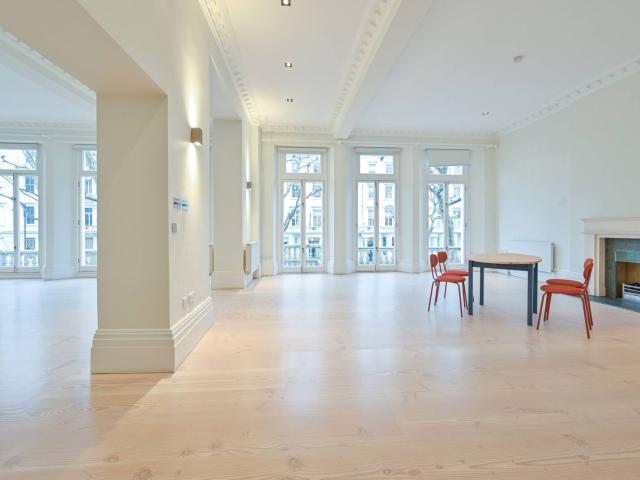 apartment in Queens Gate