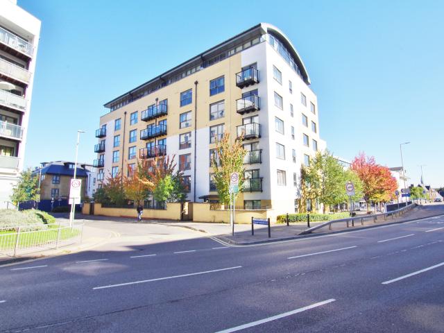apartment in Queensgate, Lord Street, WD17