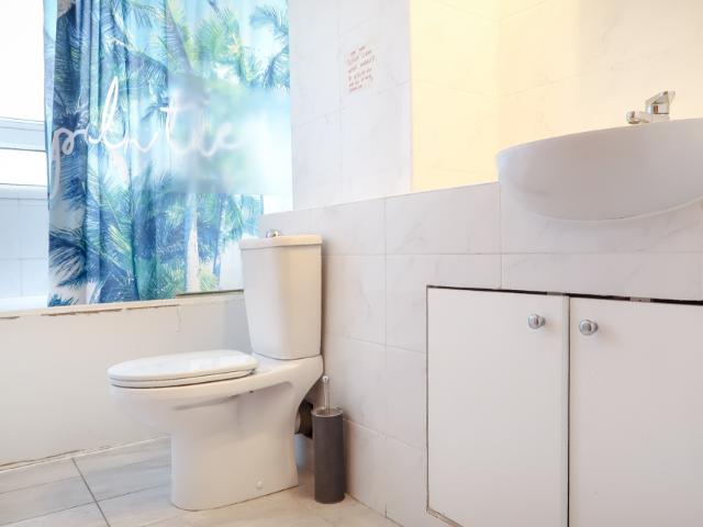 apartment in RM4 Broomfield Street | Poplar | London | E14 6BQ