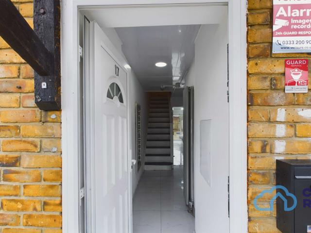 apartment in RM1 Barmeston Road | Catford | London | SE6 3BJ