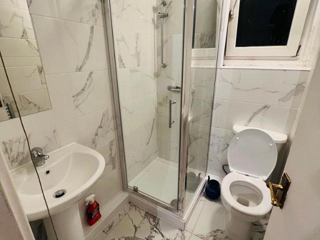 apartment in RM1 Ben Jonson Road | Stepney Green | London | E1 3NJ